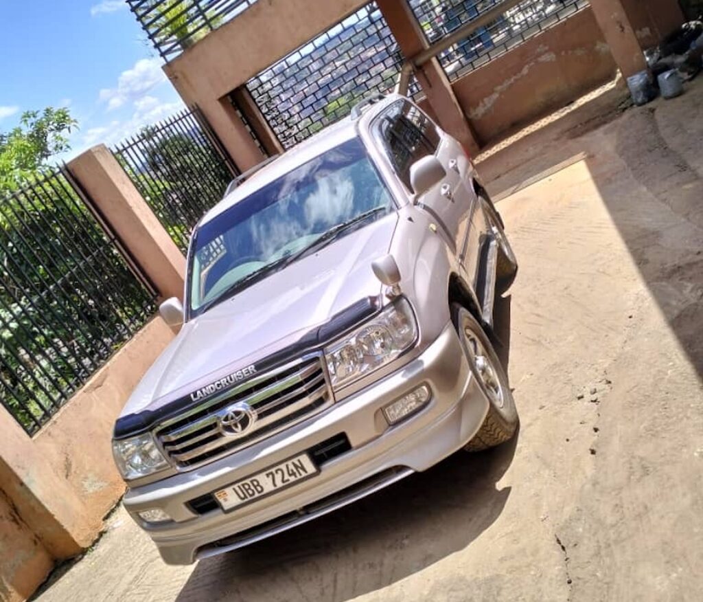 Rent a Land Cruiser V8 Car in Kenya - Hire a Car Kenya